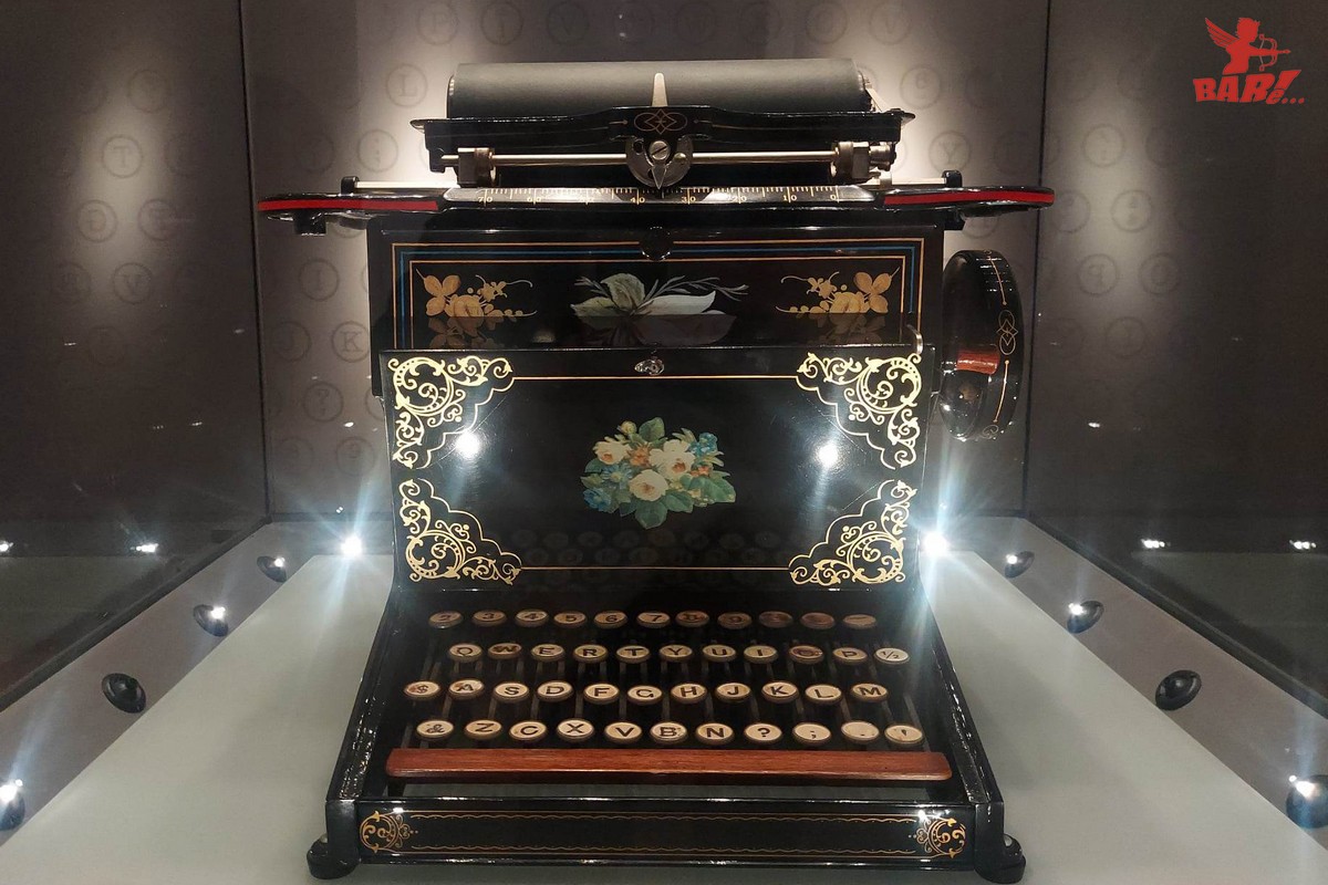 Museo della macchina da scrivere: una tappa imperdibile per gli amanti ...